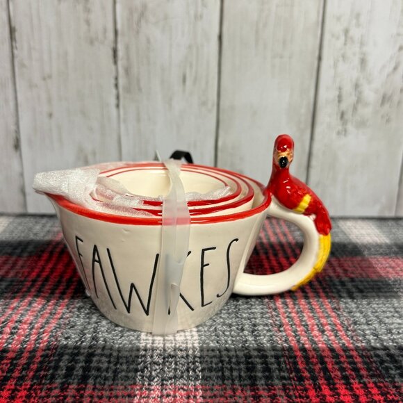 Rae Dunn | Kitchen | Rae Dunn Harry Potter Fawkes Phoenix Set Of 4 ...